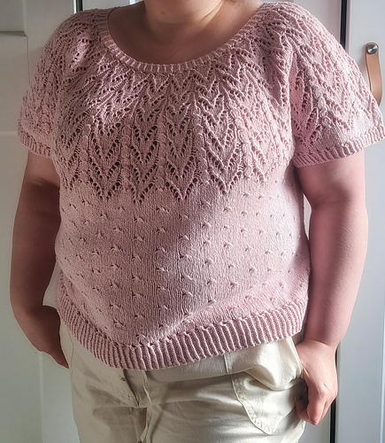 Ravelry: Cuore Tee pattern by Ksenia Naidyon