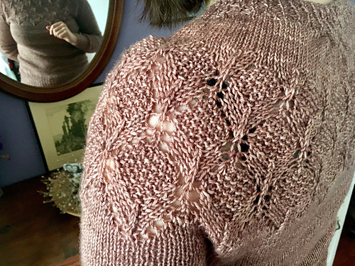 Ravelry: Golda DK pattern by Miriam Jarrs