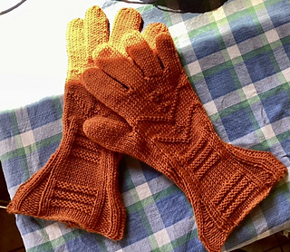 Ravelry: Femminista's Inverness Gloves