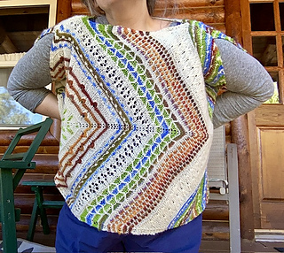 Ravelry: Femminista's The Muppet Shawl Top