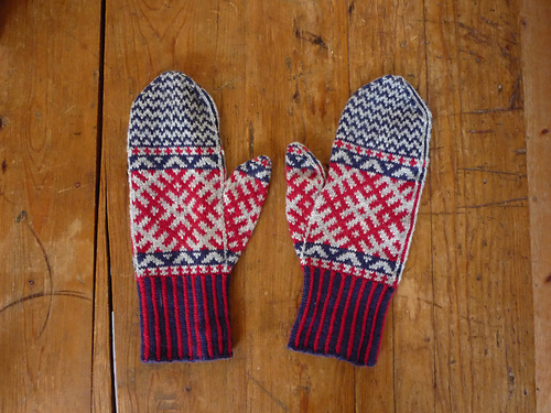 Ravelry: Pattern 11 pattern by Charlene Schurch