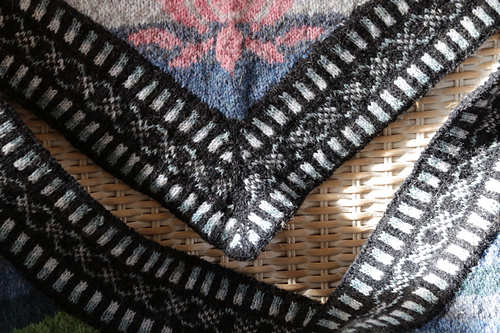 Ravelry: Waterlilly Shawl pattern by Berit Hansen