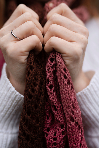 Ravelry: Emergence pattern by Laura Patterson