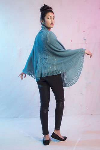 Ravelry: Vesa pattern by Laura Nelkin