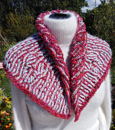 Ravelry: The Happiness Tree pattern by Pink Araiguma