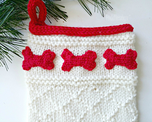 Ravelry: Paws Christmas Stocking pattern by Martha Johnson