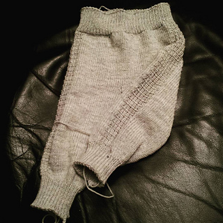 Ravelry: Finnskoghuldra's Go'klompen bukse