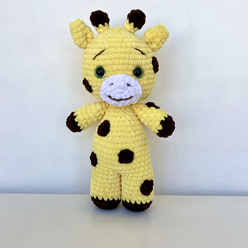 Ravelry: Giraffe plush safari animal pattern by Julia Kor