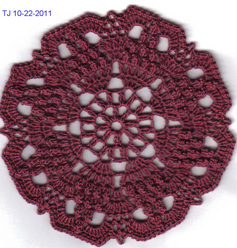 Ravelry: Strawberry doily pattern by Chinami Horiba
