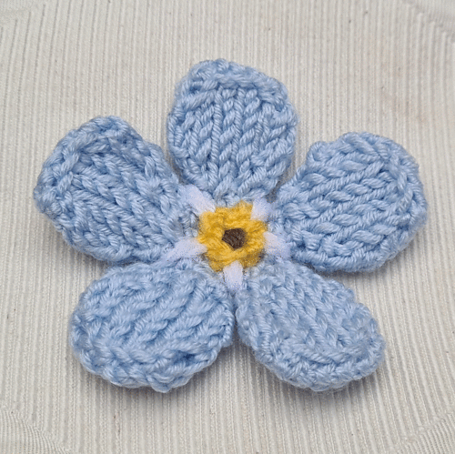 Ravelry: Knitted Forget-me-not pattern by Fitting in Knitting