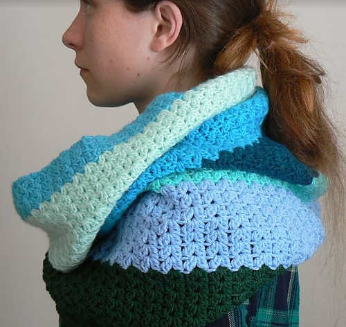 Ravelry: Easy Peasy Crochet Snood pattern by Fleurs Yarn Creations