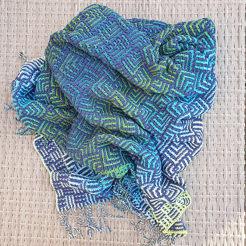 Ravelry: Mosaic Pinwheel Shawl pattern by Fleurs Yarn Creations