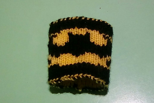Ravelry: Batman wristband pattern by 8-Bit Knit Nerd