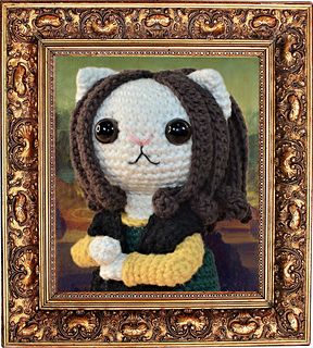 Ravelry: The Meow-na Lisa pattern by Carrie Mendoza