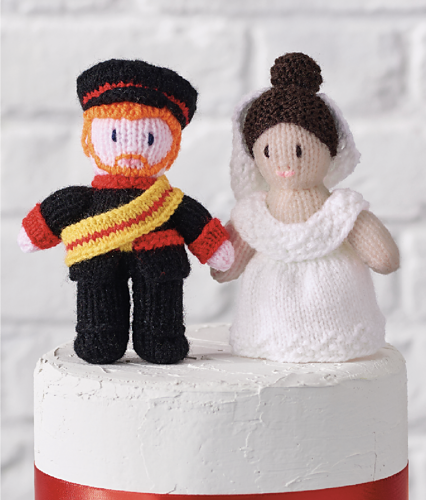 Ravelry: Royal wedding cake topper pattern by Ann Franklin