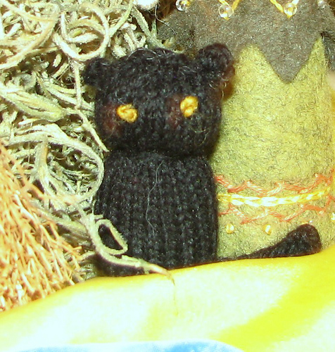 Ravelry: The Cinnamon Witches Cat pattern by Carrie Forrest Dweller Duvall