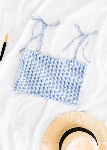 Ravelry: Skylar Ribbed Crop Top pattern by Grace Forthefrills