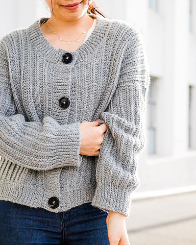 Ravelry: Pompeii Ribbed Button Cardigan pattern by Grace Forthefrills
