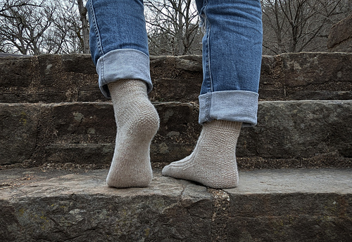 Ravelry: Cill Rónáin Socks pattern by Fox & Folk