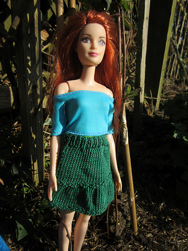 Ravelry: 1:6th scale Teleri dress pattern by Frances Powell