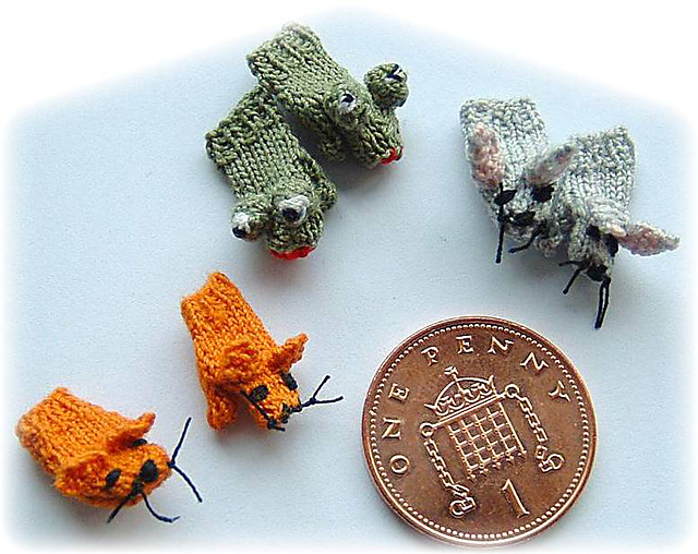 Ravelry: 1:12th scale animal mittens pattern by Frances Powell