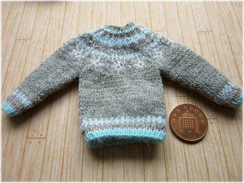 Ravelry: 1:12th scale snowflake sweaters pattern by Frances Powell