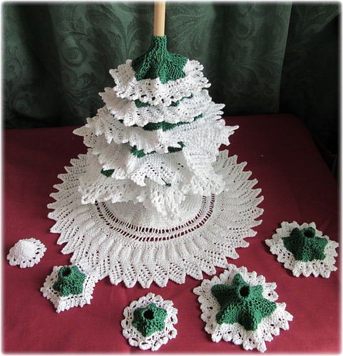 Ravelry: Knitted Christmas Tree pattern by Frances Powell