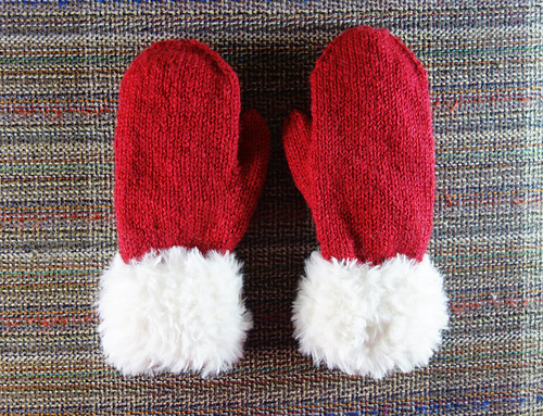 Ravelry: Christmas Mittens pattern by Frankie Brown
