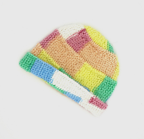Ravelry: Ten Stitch Baby Hats pattern by Frankie Brown