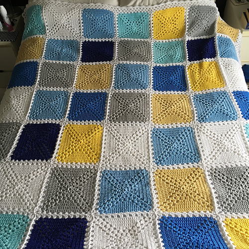 Ravelry: Frannydomakes' Caitlin's seaside patchwork blanket