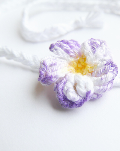 Ravelry: Plumeria Flower & Leaf pattern by Freja Blomst