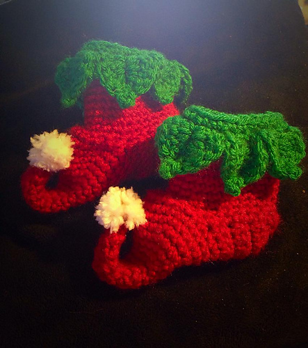 Ravelry: Chili/Elf Baby Shoes pattern by Jee
