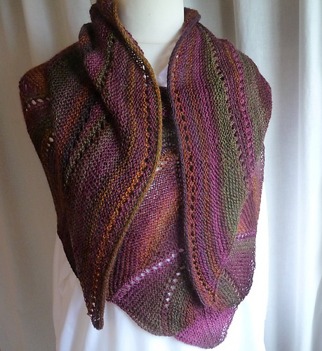 Ravelry: Phoenix pattern by Ruth Kindla