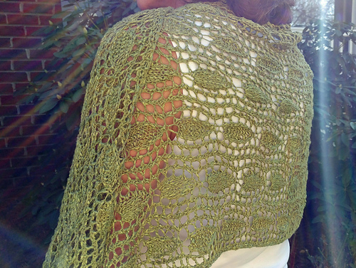 Ravelry: Leafing Vine Wrap pattern by Jane Vanselous