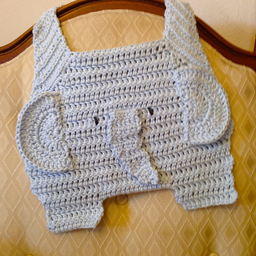 Ravelry: Eliot-the-Elephant Baby Bib pattern by Justyna Kacprzak