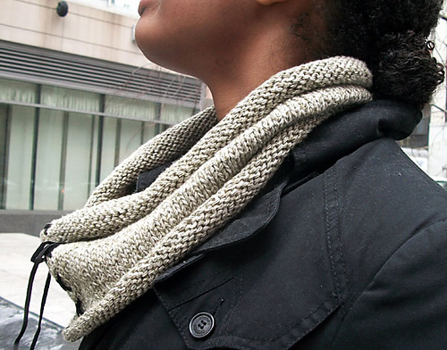 Ravelry: Gun Smoke Cowl pattern by Michelle Mattingly