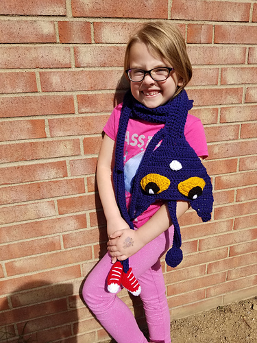 Ravelry: Cool Cat Scarf pattern by Lori Galloway