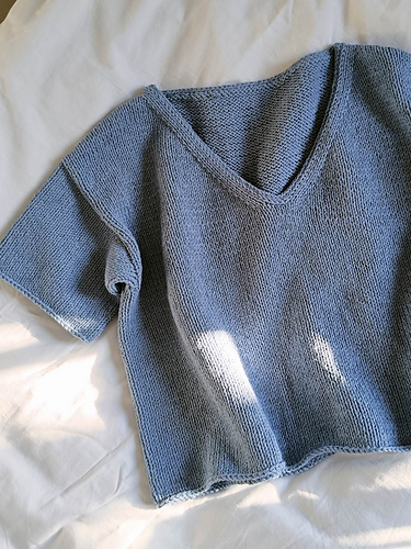 Ravelry: Hortensia Tee pattern by Helene Beba