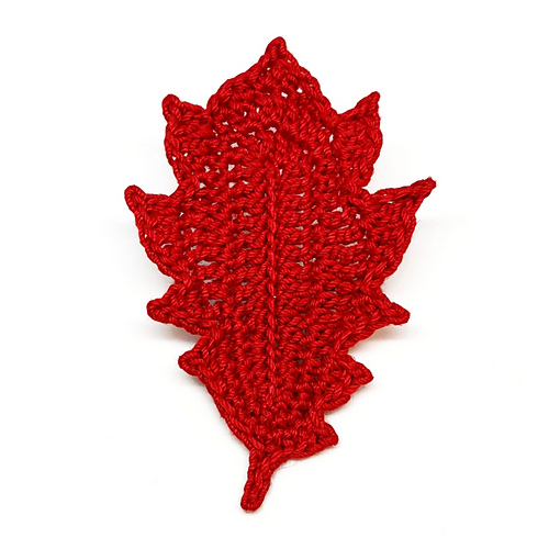 Ravelry: Realistic Red Oak Leaf & Acorn pattern by Sandra Tsotsoriya