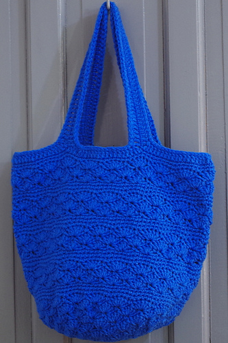 Ravelry: Shell Bag pattern by Girlie D. de los Reyes