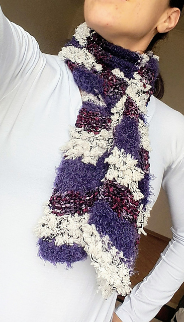 Ravelry: Scarf Imagine pattern by Giuliana Maieru