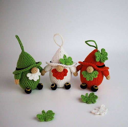 Ravelry: clover gnome keychains pattern by Lilit Nikoyan