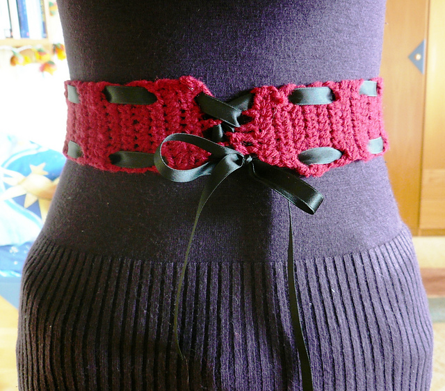 Ravelry: Ribbon Waist Belt pattern by Isabella Garramone
