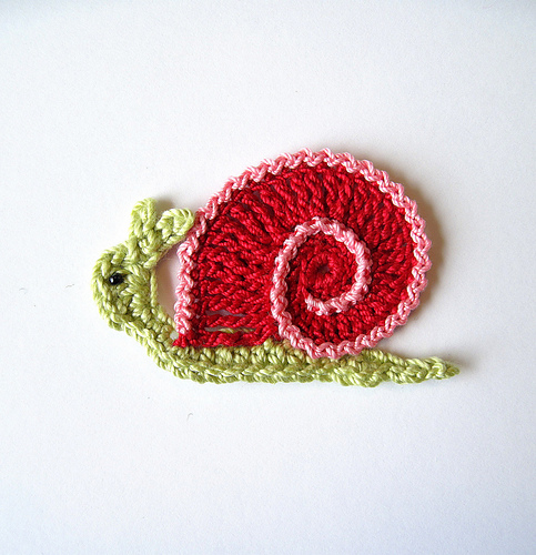 Ravelry: Crochet Snail Applique pattern by GoldenLucyCrafts