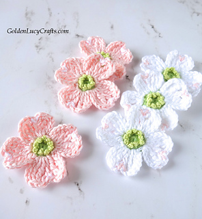 Ravelry: Dogwood Flower pattern by GoldenLucyCrafts