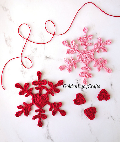 Ravelry: Heart Snowflake pattern by GoldenLucyCrafts