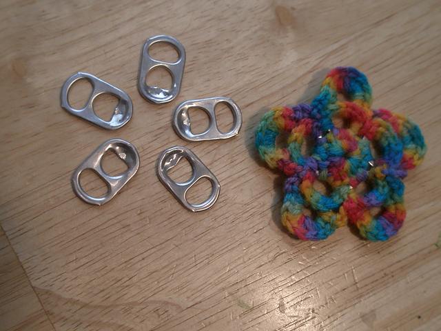 Ravelry: Drink Tab flower pattern by Le Fil d'Orion