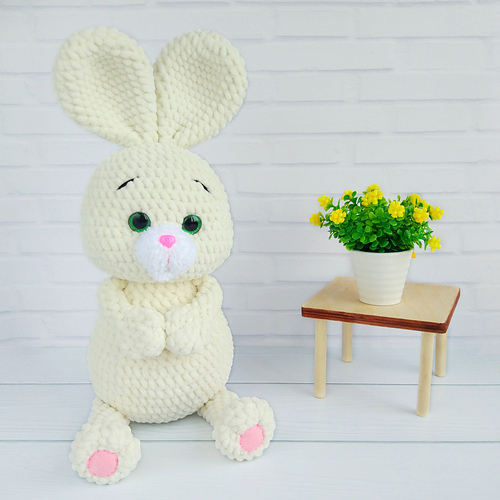 Ravelry: Amigurumi Cute Bunny pattern by Goozell Tinchurina
