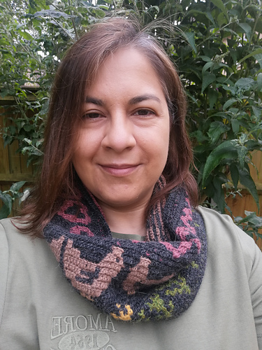 Ravelry: Country Garden Cowl pattern by Heidi Rodriguez