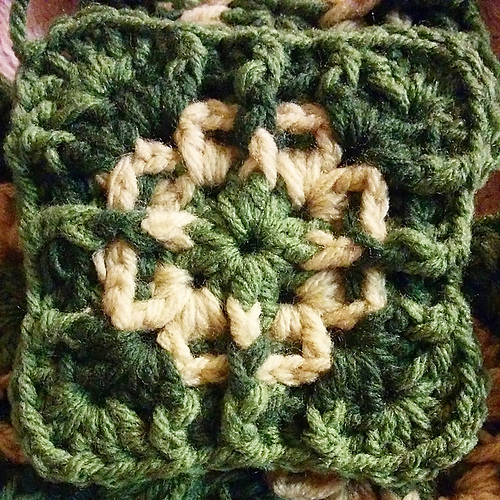 Ravelry: Patsy's Lazy Daisy pattern by Kawawunga